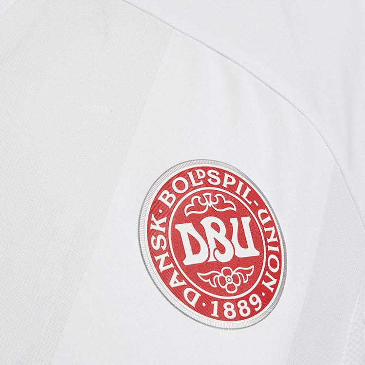 Hummel Denmark 2018 World Cup Home & Away Kits Released - Footy Headlines