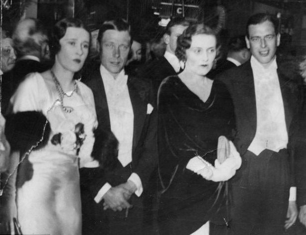 ART and ARCHITECTURE, mainly: Sex Lives of the Kings and Queens of ...