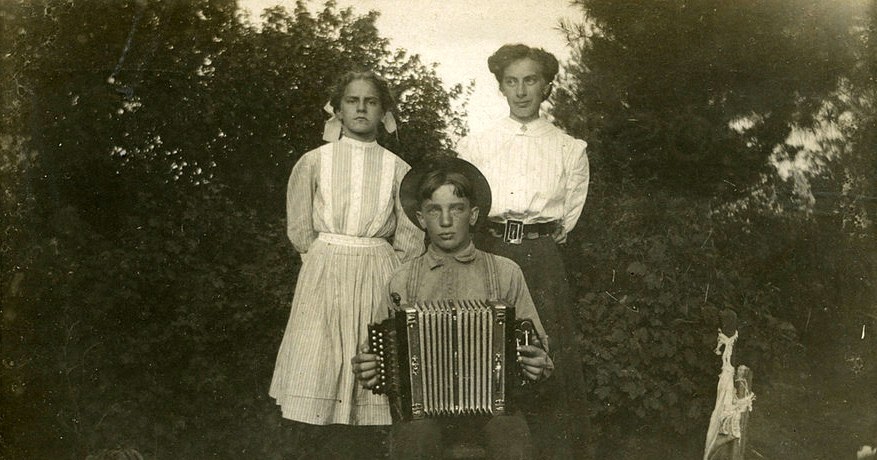 Musicians in Early Photography – 27 Rare Pictures Show Victorian and ...