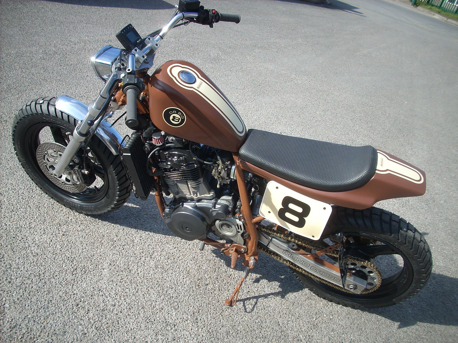 Racing Cafè: Suzuki DR 800 "DR Big Tracker" by Red Max Speed Shop