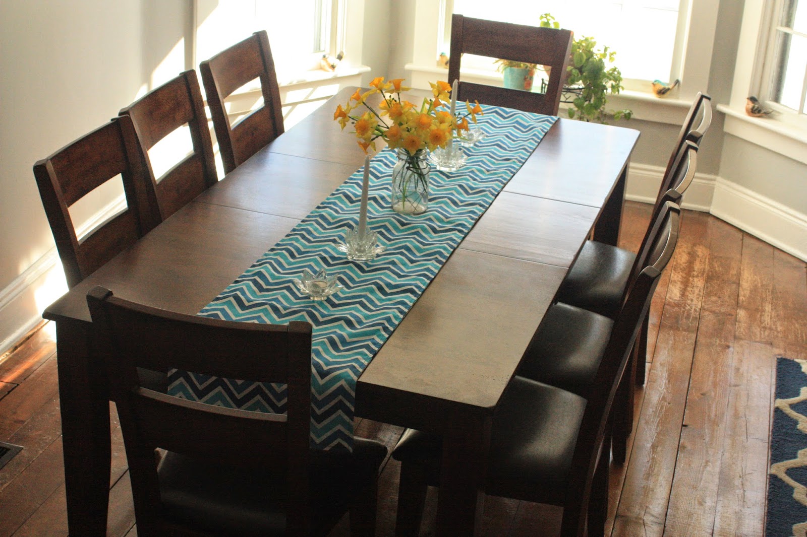 Best Bet Design Blog: Reversible Table Runners Double Your Styling Options