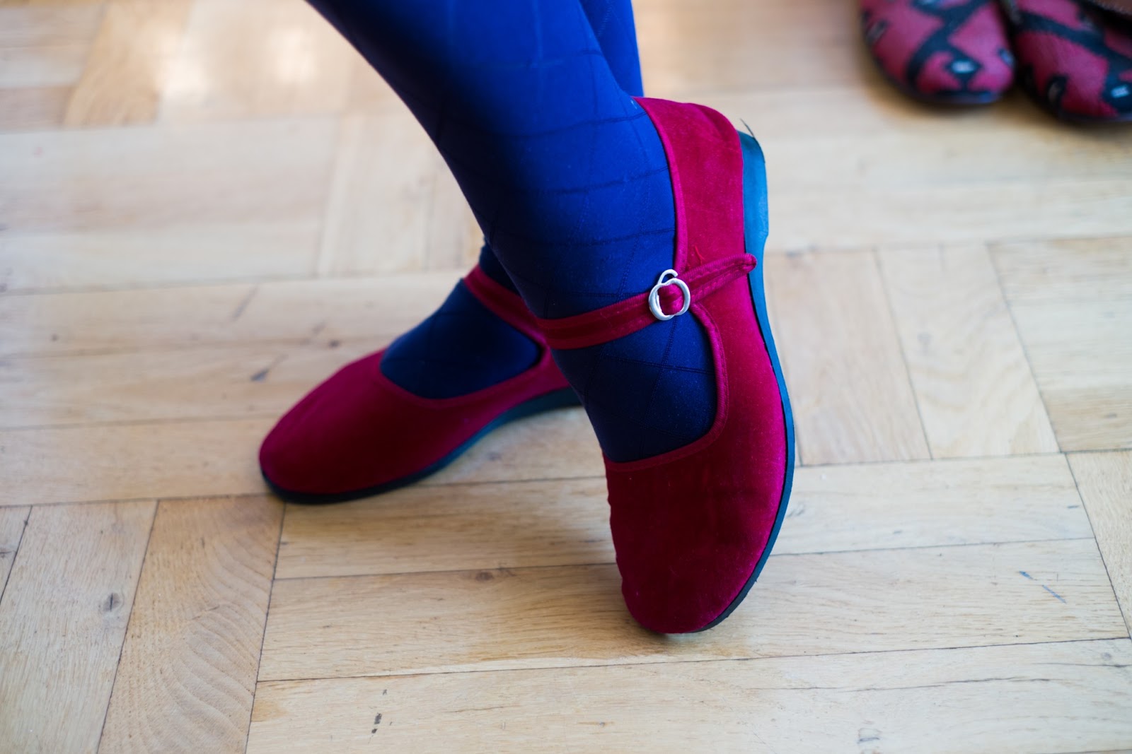 Fröken Pimpinell: Red Velvet Shoes