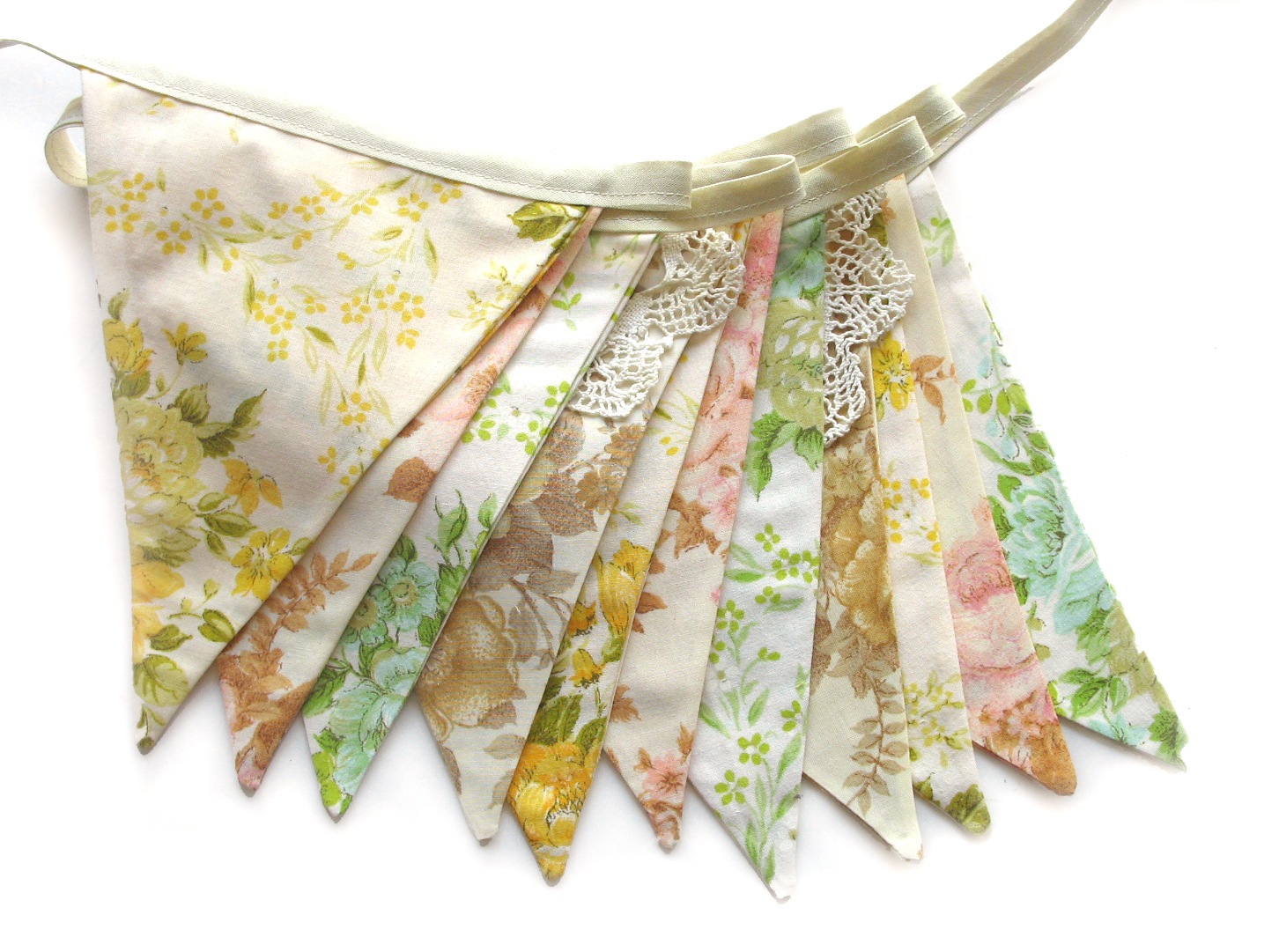 Merry-Go-Round Handmade: Vintage Retro Upcycled OOAK Flag bunting newly ...