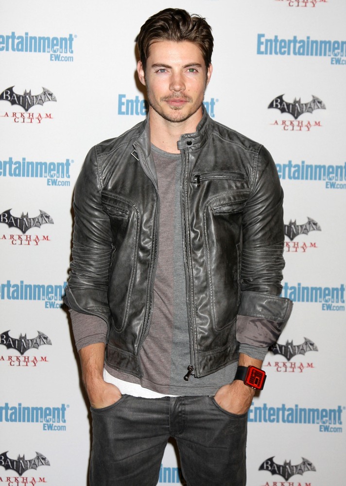 Super Hollywood: Josh Henderson Profile, Pictures, Images And Wallpapers