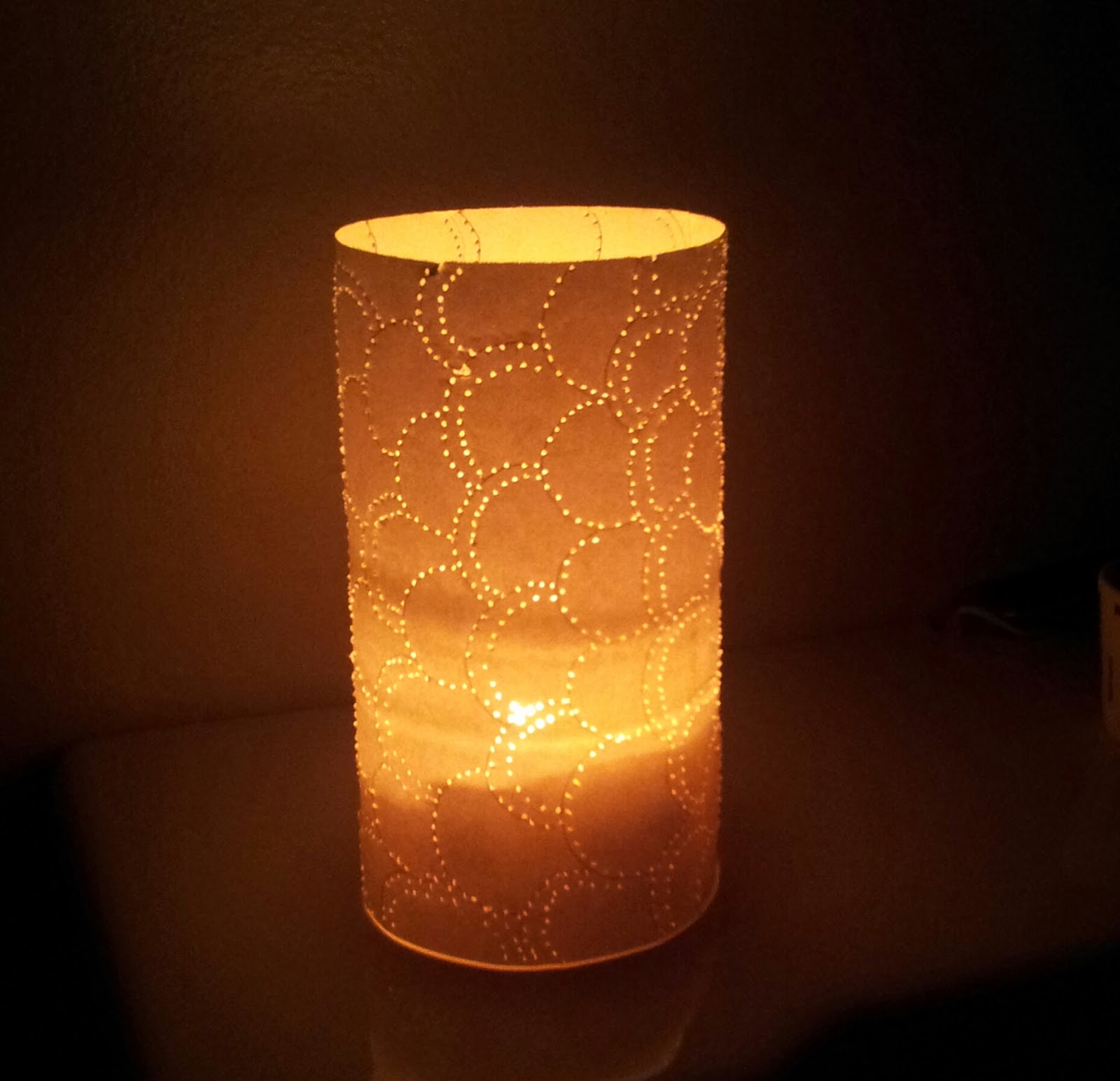 crafts and crafts only: DIY Paper Lamp shade