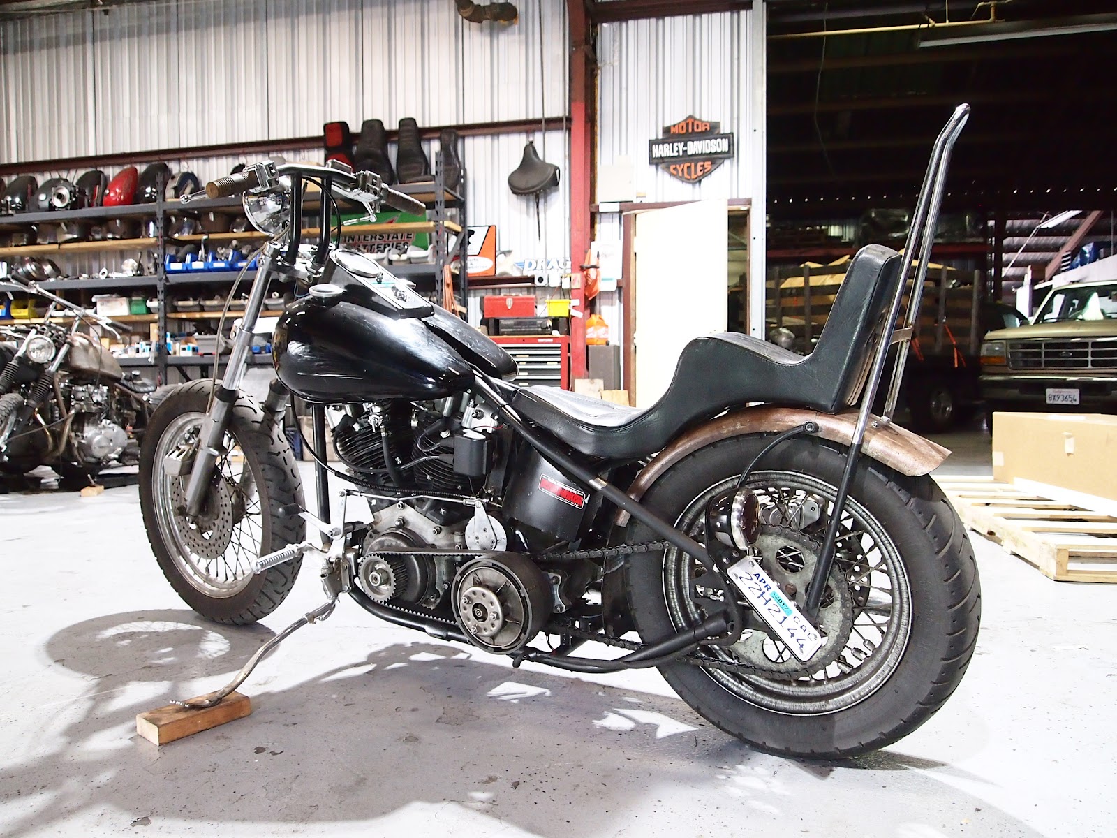South Bay Street Machines: 1977 Shovelhead FX Hardtail Rigid