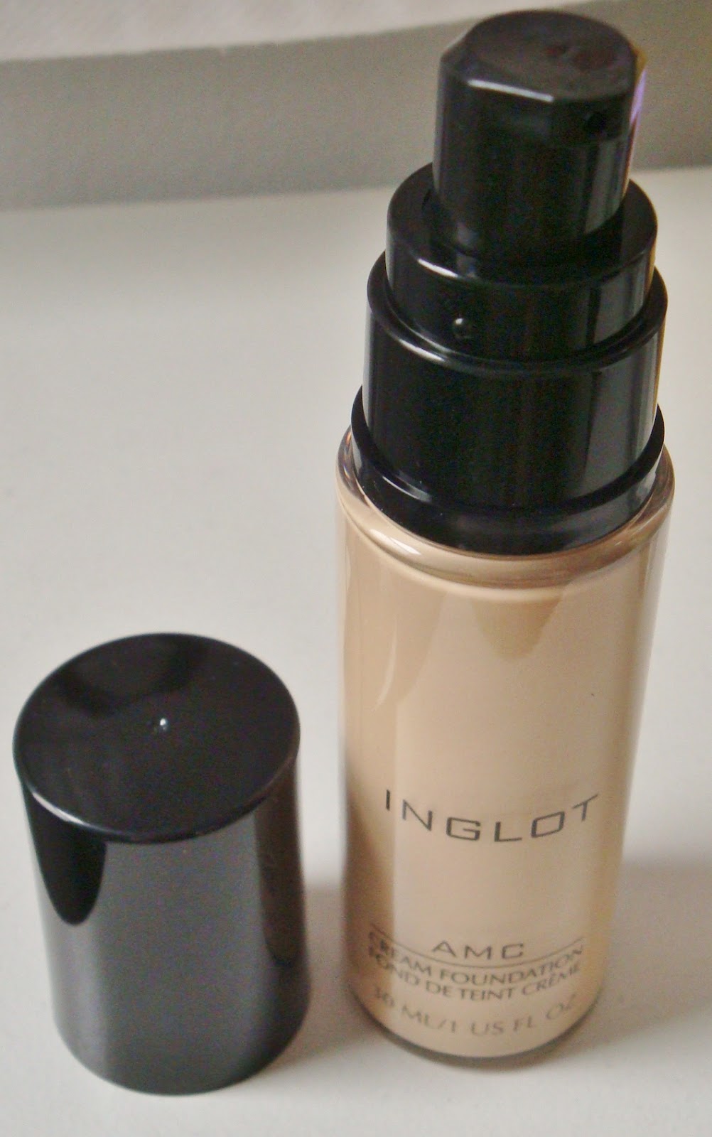 Green eyed Monster!: Inglot's AMC Cream Foundation
