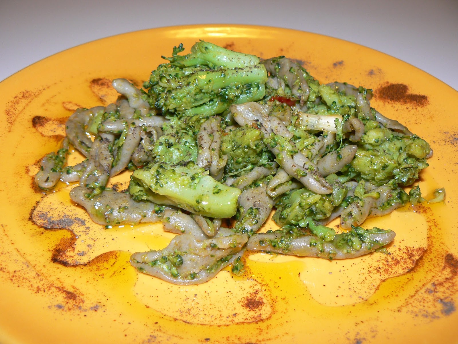 Cicatelli con i broccoli | Le ricette sostenibili di Umbricella