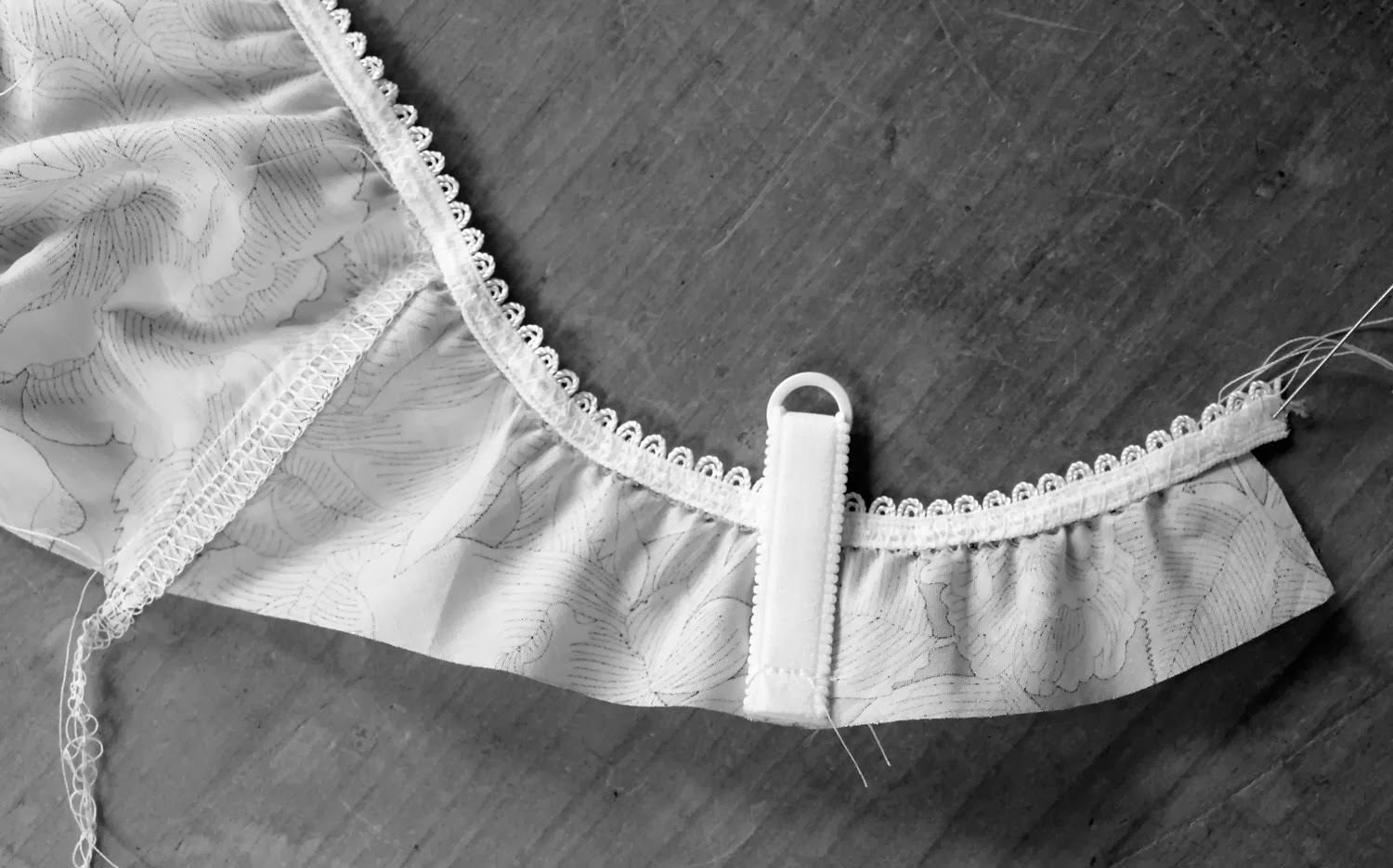 The Makers Journal How To Make Basic Bra Straps