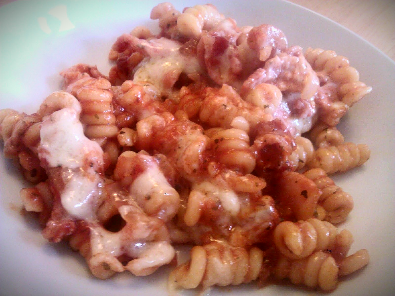 Everything Goes With Toast: Riccioli al forno with bacon