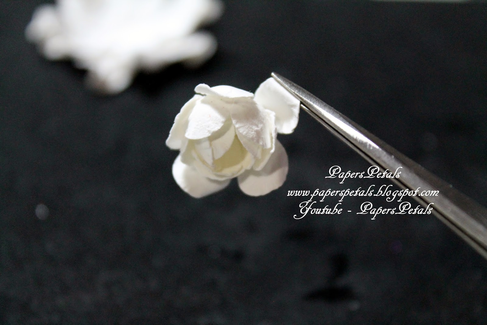 PapersPetals: Gorgeous Gardenia Tutorial