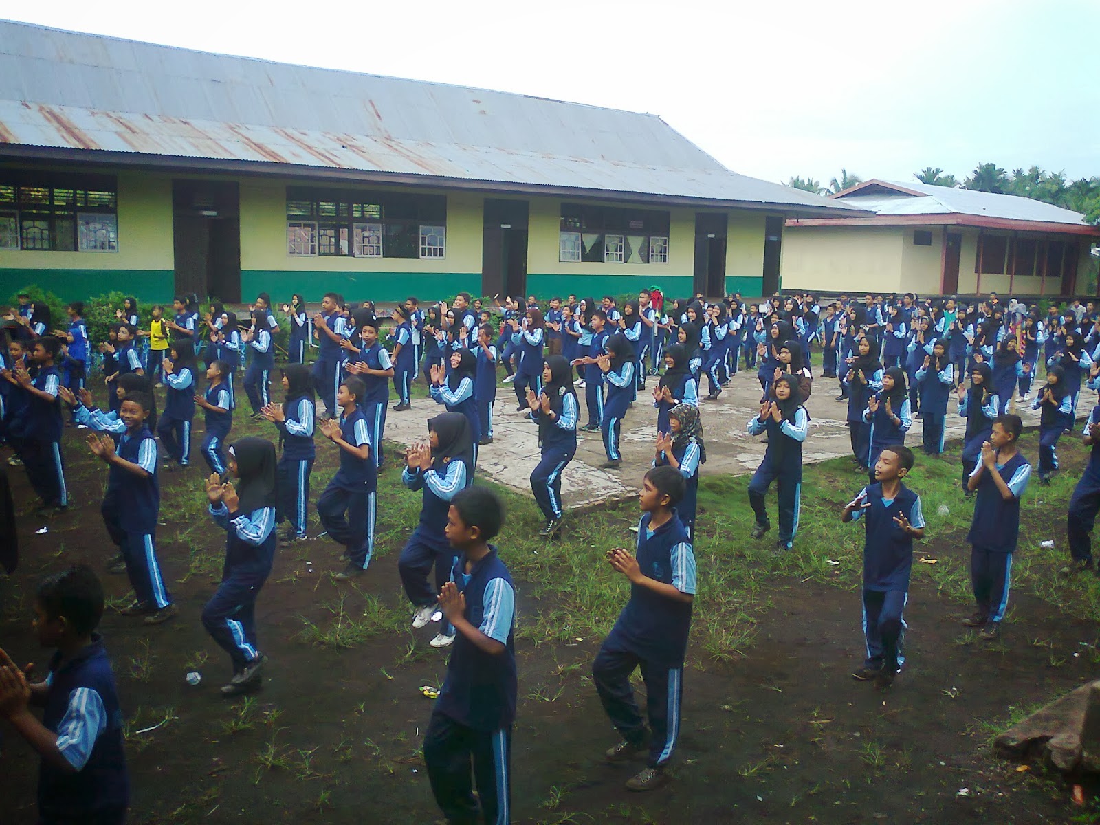 SMP NEGERI 1 KEMPAS: Maret 2014