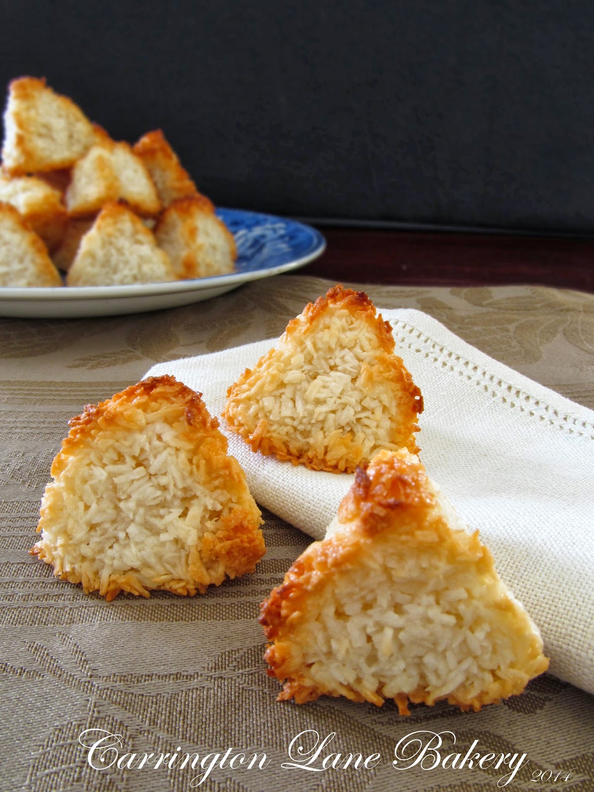 Carrington Lane Bakery: Coconut Macaroons