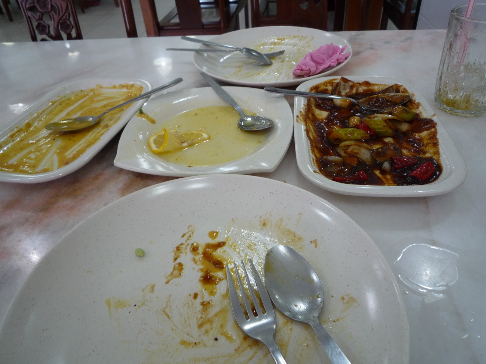 ...kita makan, makan, makan dan makan lagi!!: Homst Prima Saujana