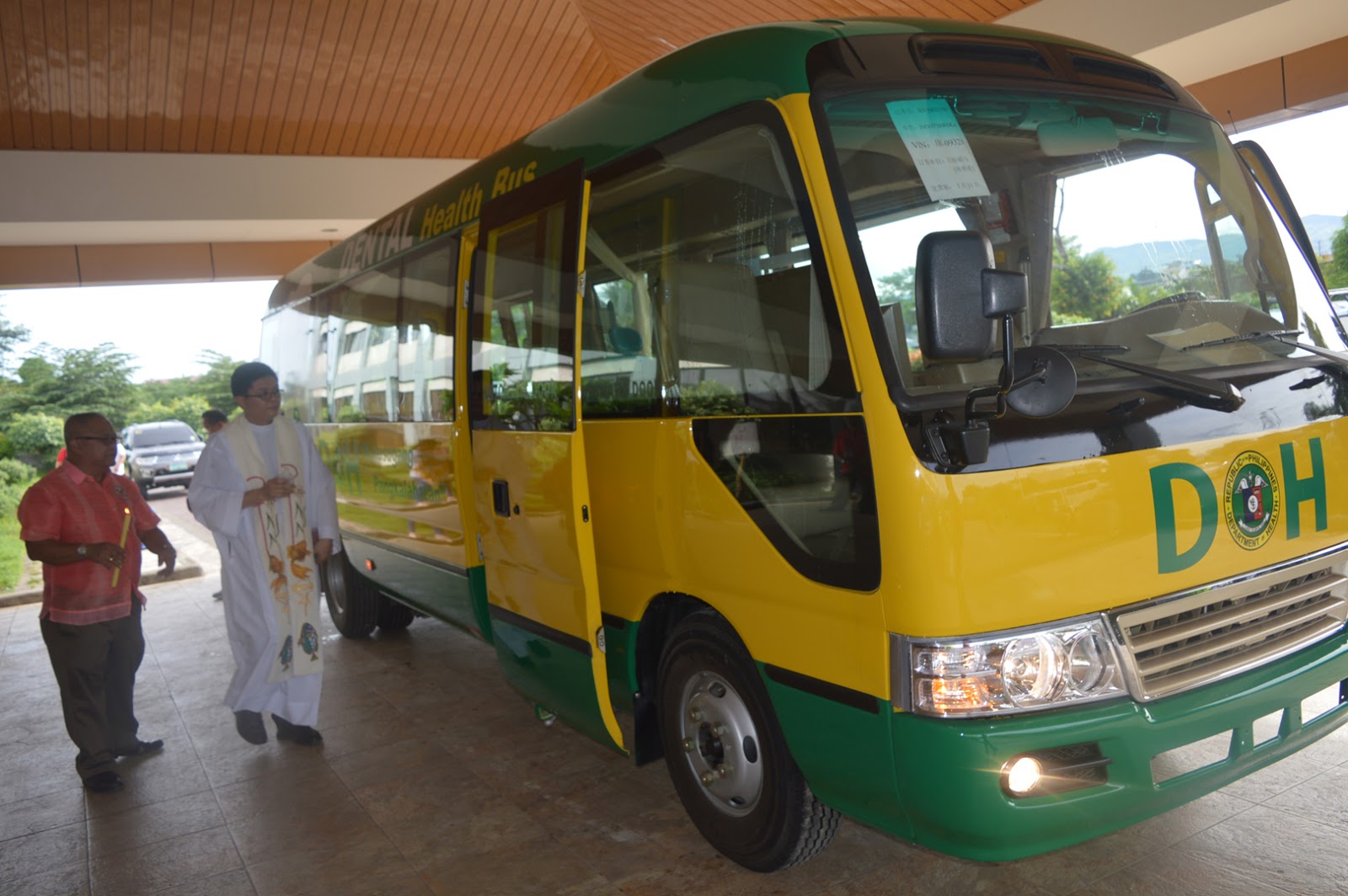 News: DOH hands over dental health bus to Ormoc