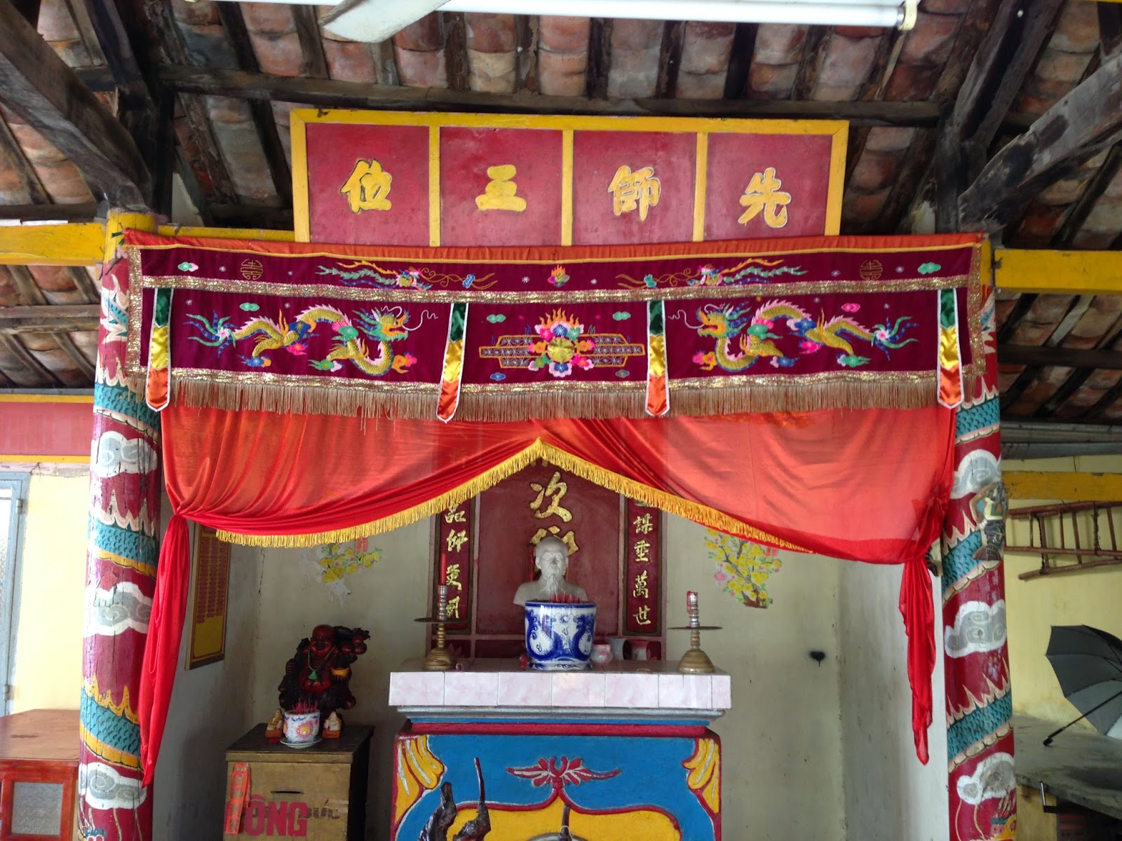 BIÊN HOÀ DẤU YÊU!: ĐỀN TRUNG TIẾT BIÊN HÒA-có những cổ tích ẩn mình chờ ...