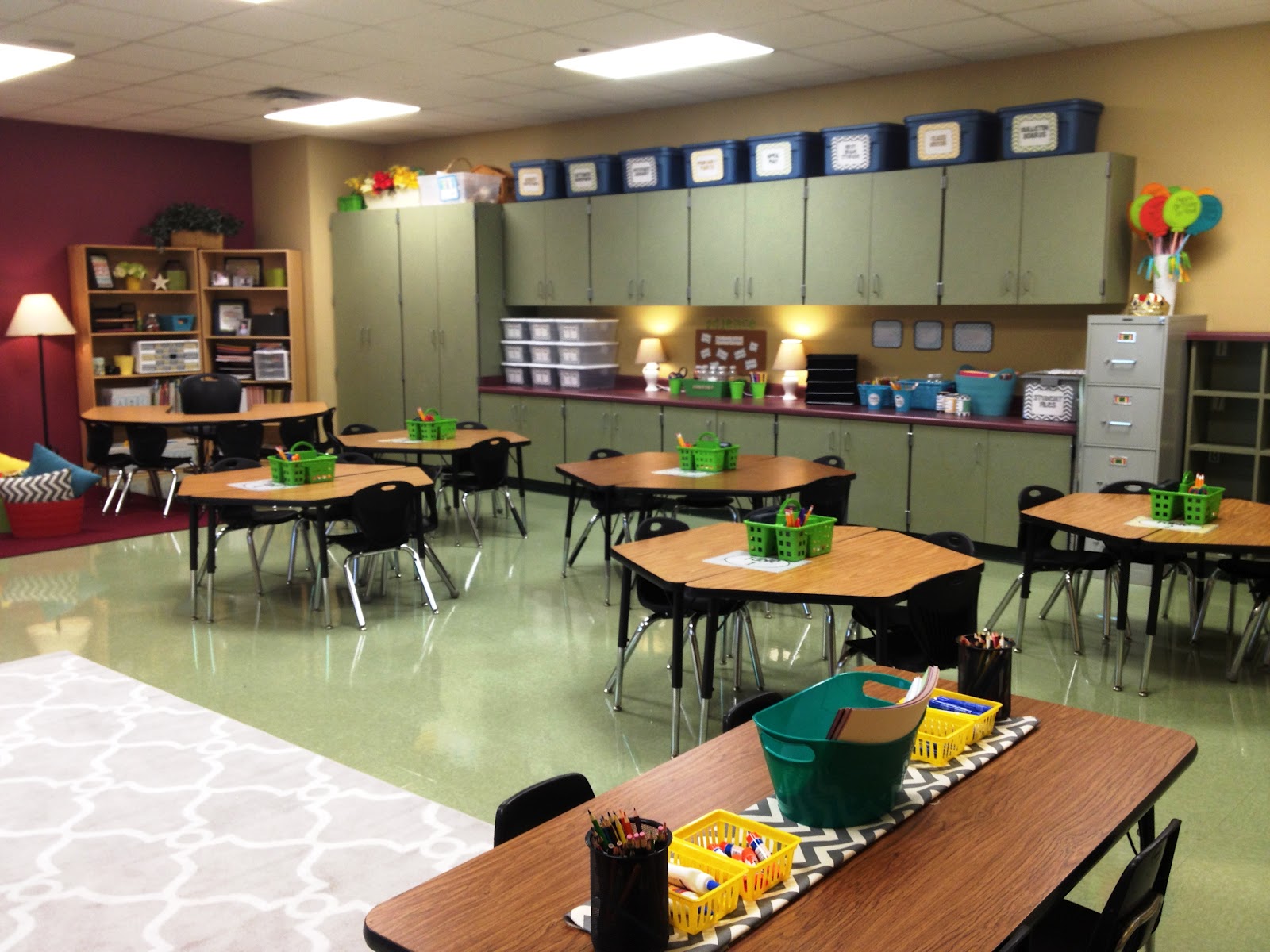 Tunstall's Teaching Tidbits: Classroom Tour 2012-2013