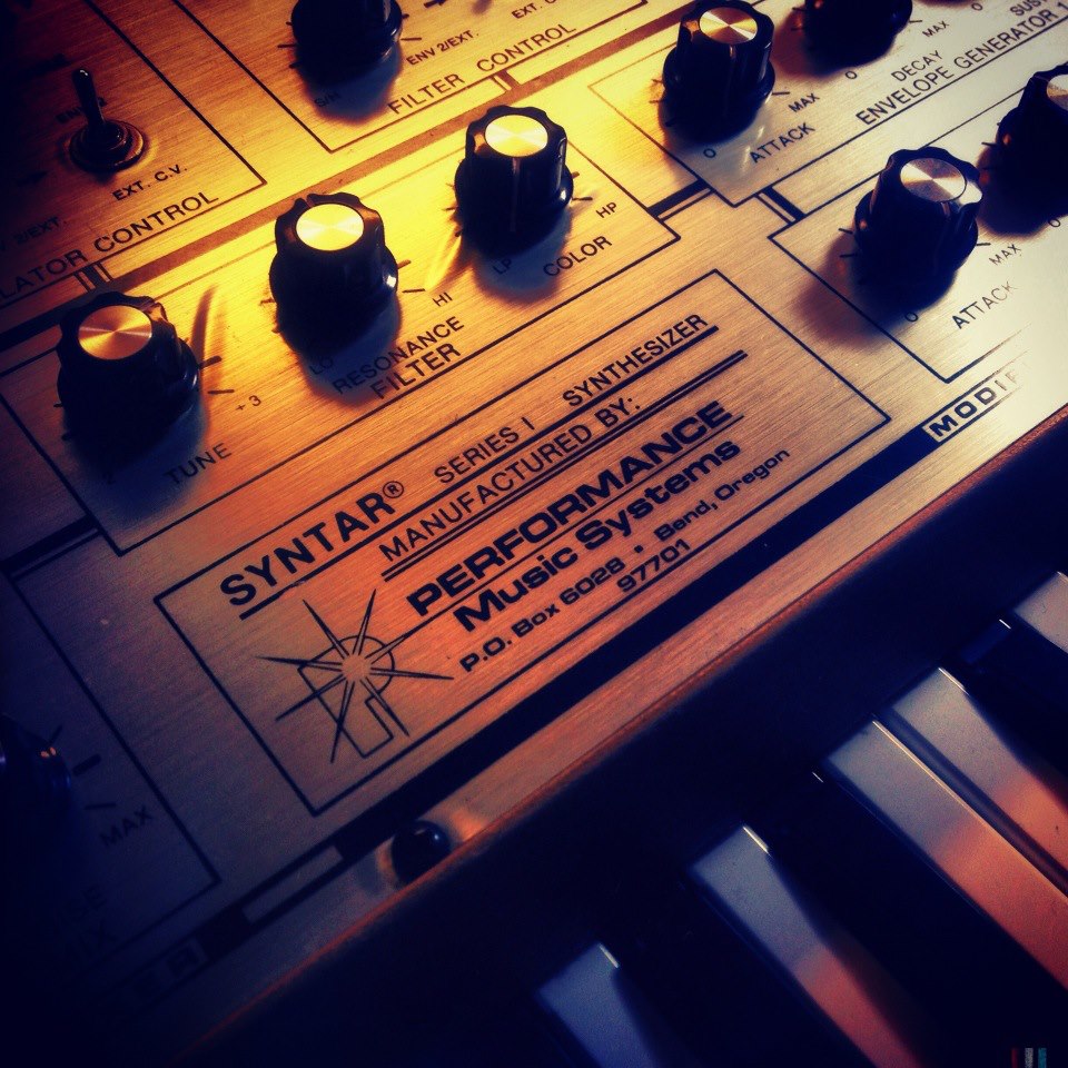 MATRIXSYNTH: Thursday, October 4, 2012