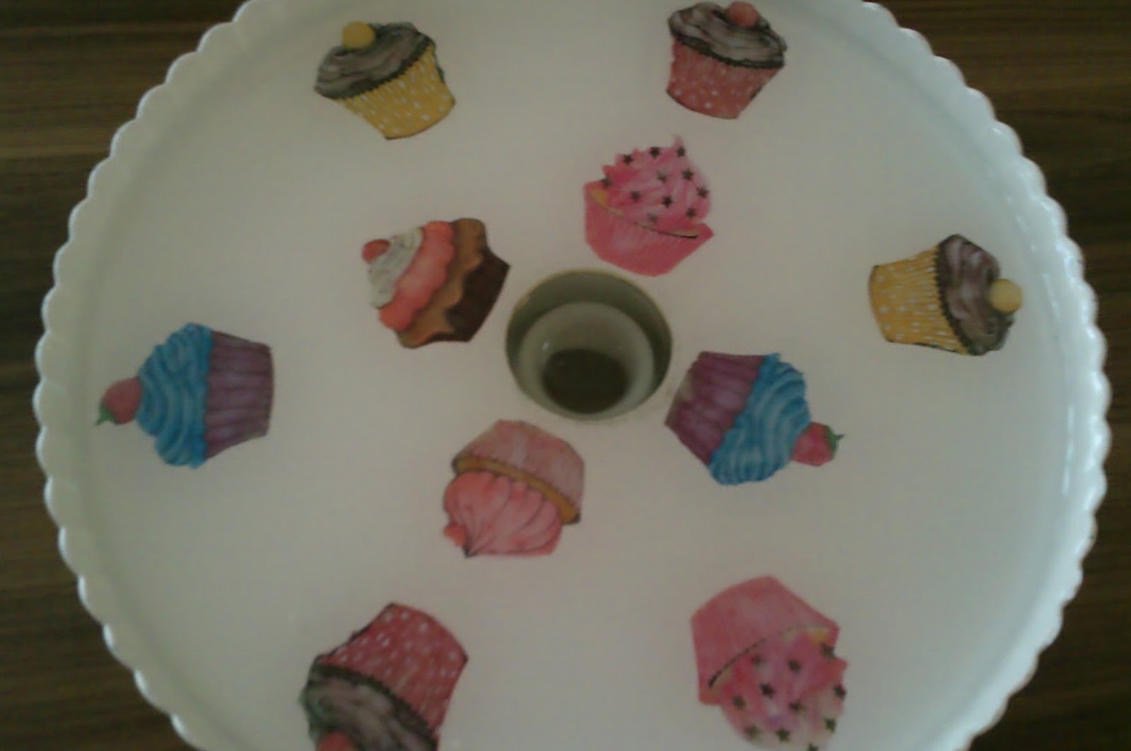 Feyza'nın Cicileri: Pasta standı boyama