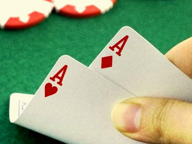 ΠΑΙΧΝΙΔΙΑ ΜΕ ΤΡΑΠΟΥΛΑ και άλλα...: 21 (Εικοσιμία)