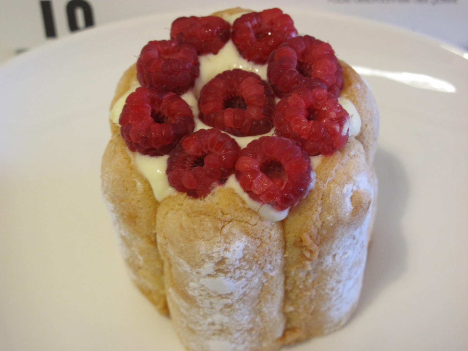 Gourmandises HomeCooked: Dessert : Charlotte Mousse Chocolat Blanc ...