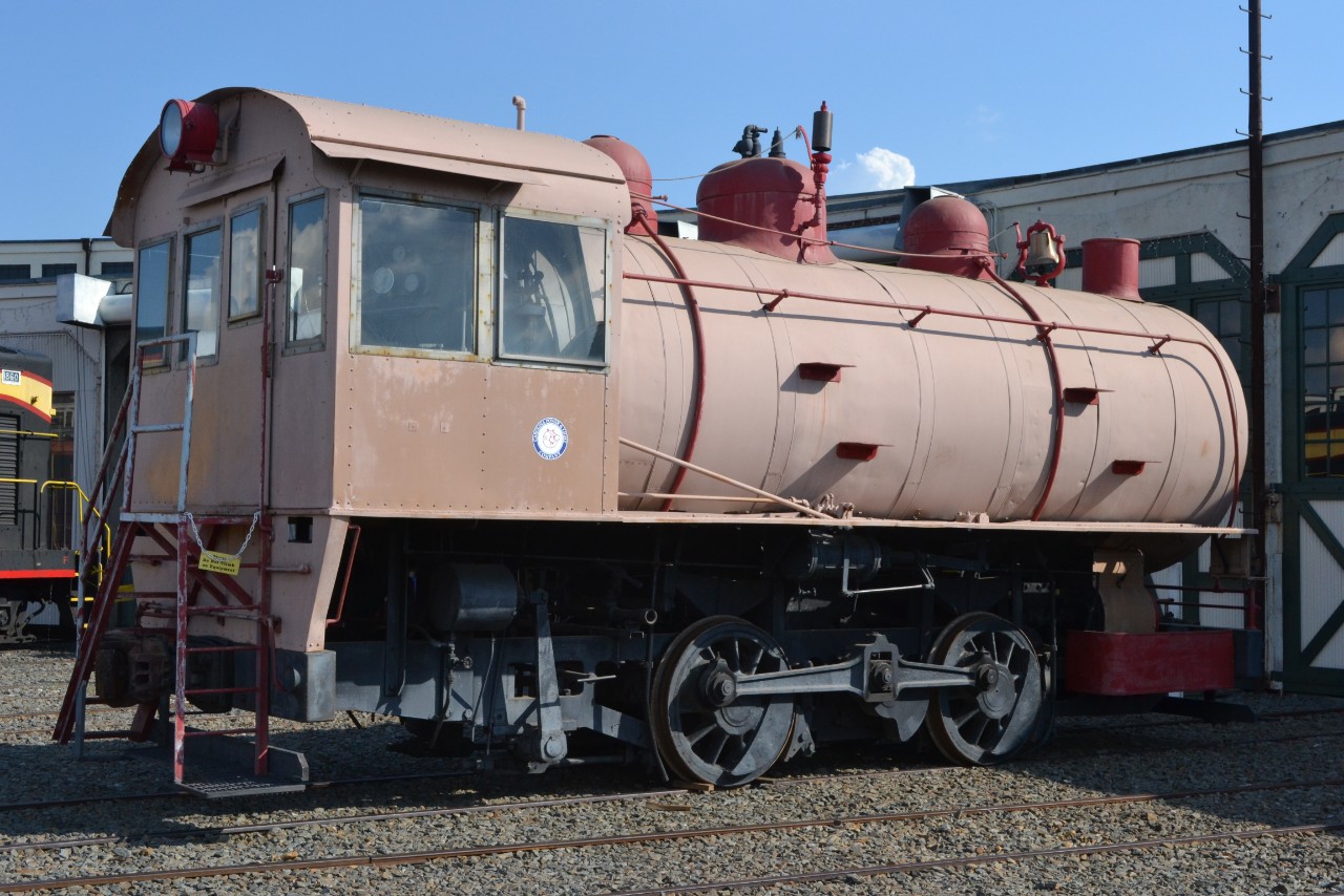 The Iron Mule: H. K. Porter Fireless Steam Storage Locomotive