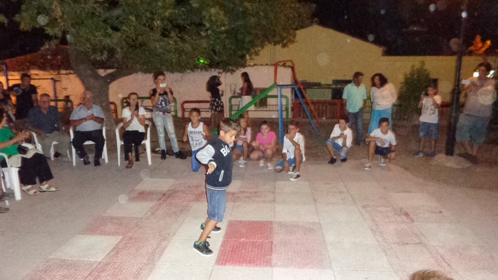 την Δημιουργια Προτυπης Παιδικης Χαρας Περιμενουν τα Παιδια του ...