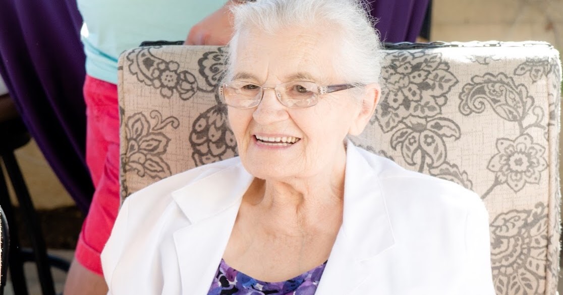 For the Love of Family and Friends: STRUDEL STRUDEL STRUDEL!!