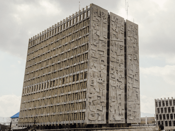 Arte de Guatemala: Obras de Efraín Recinos.