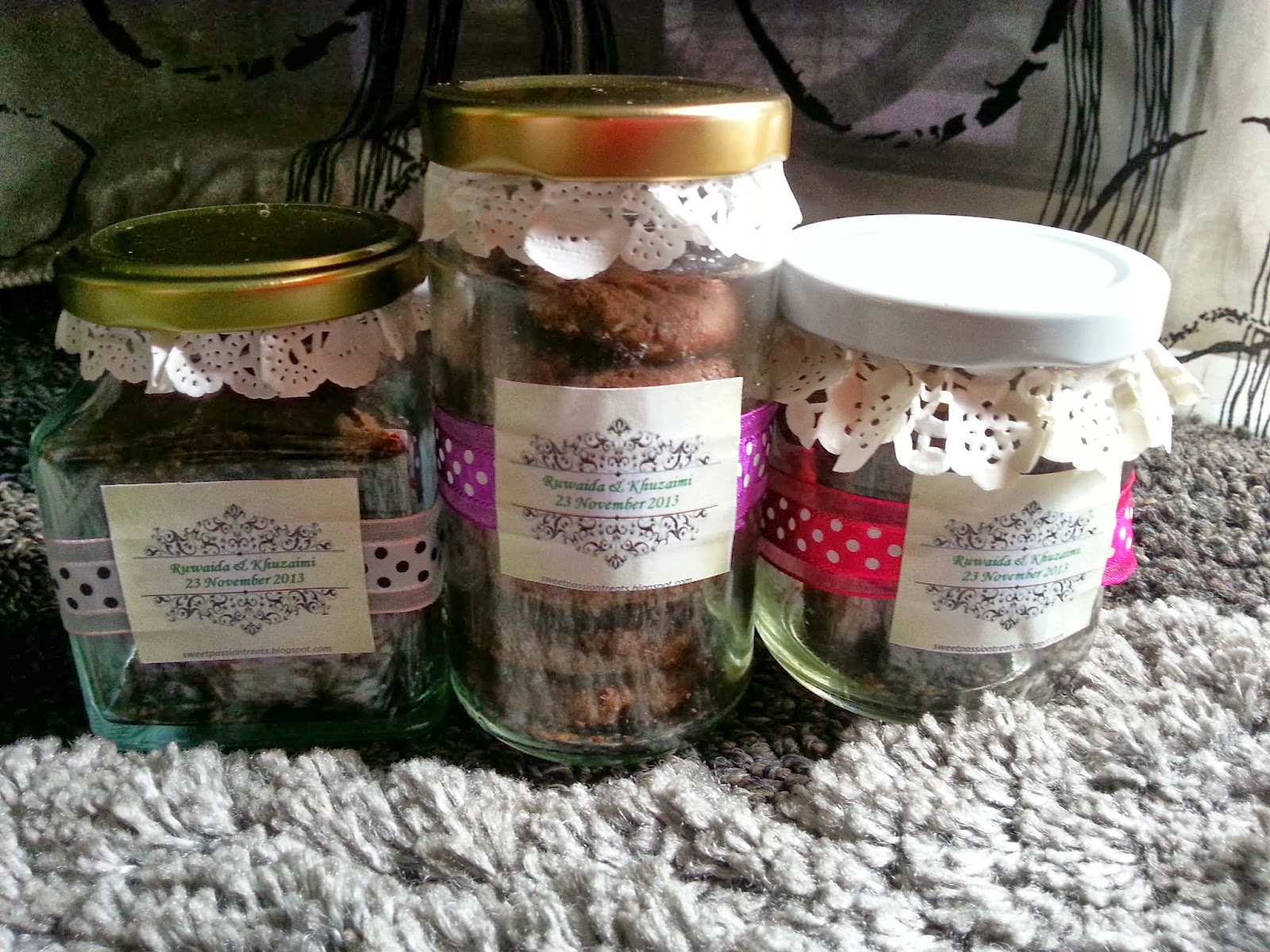 Sweet Passion: Cookies in Glass Jar