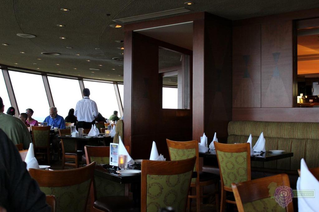 SCG Niagara: The Skylon Tower – NIAGARA FALLS