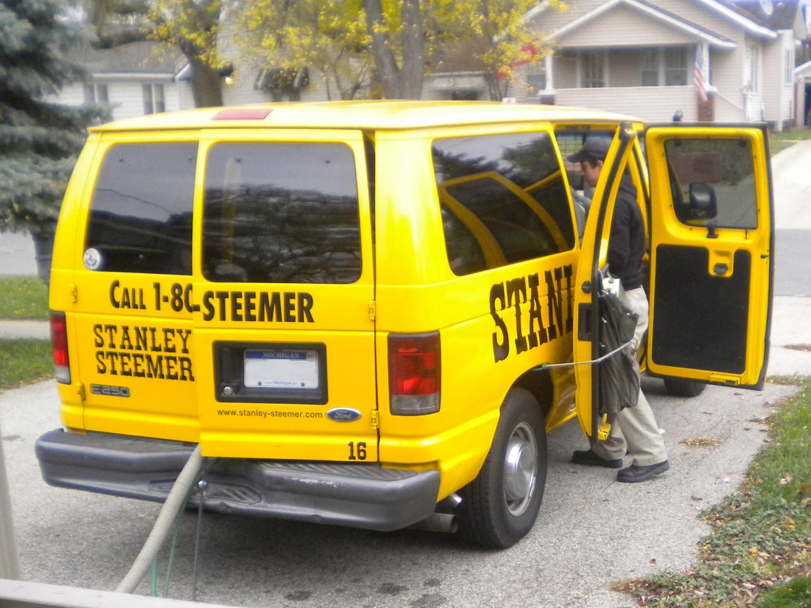 saralee-s-deals-steals-giveaways-let-stanley-steemer-help-make-your