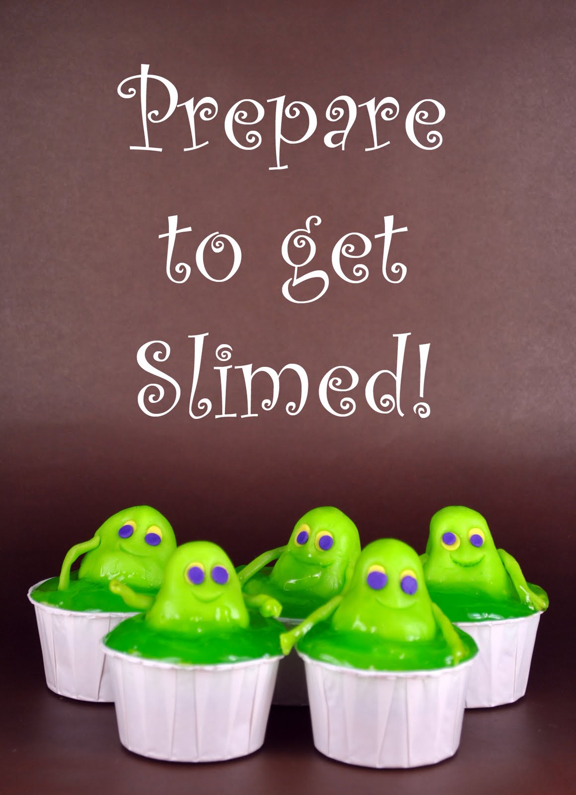bakery cook and tips: Prepare to Get Slimed! [Slimer Cupcakes]