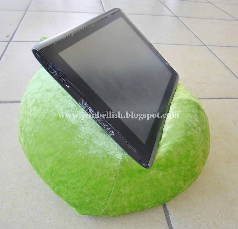 Creating my way to Success: Tablet Bean Bag Tutorial