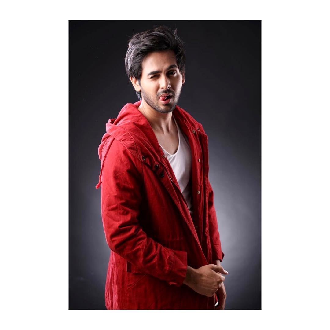 Randeep Rai Wallpaper | Image | Photo | Sameer Maheshwari Wallpaper