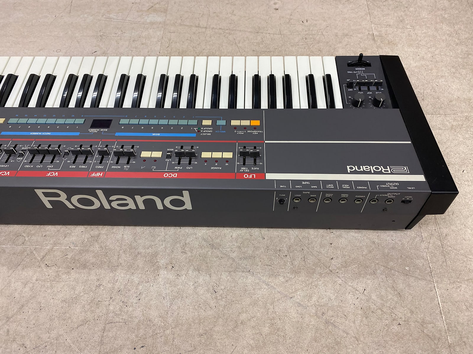 MATRIXSYNTH: Roland Juno-106 with Gig Bag & Docs