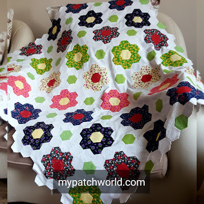 hexagon flower quilt tutorial | All about patchwork and quilting