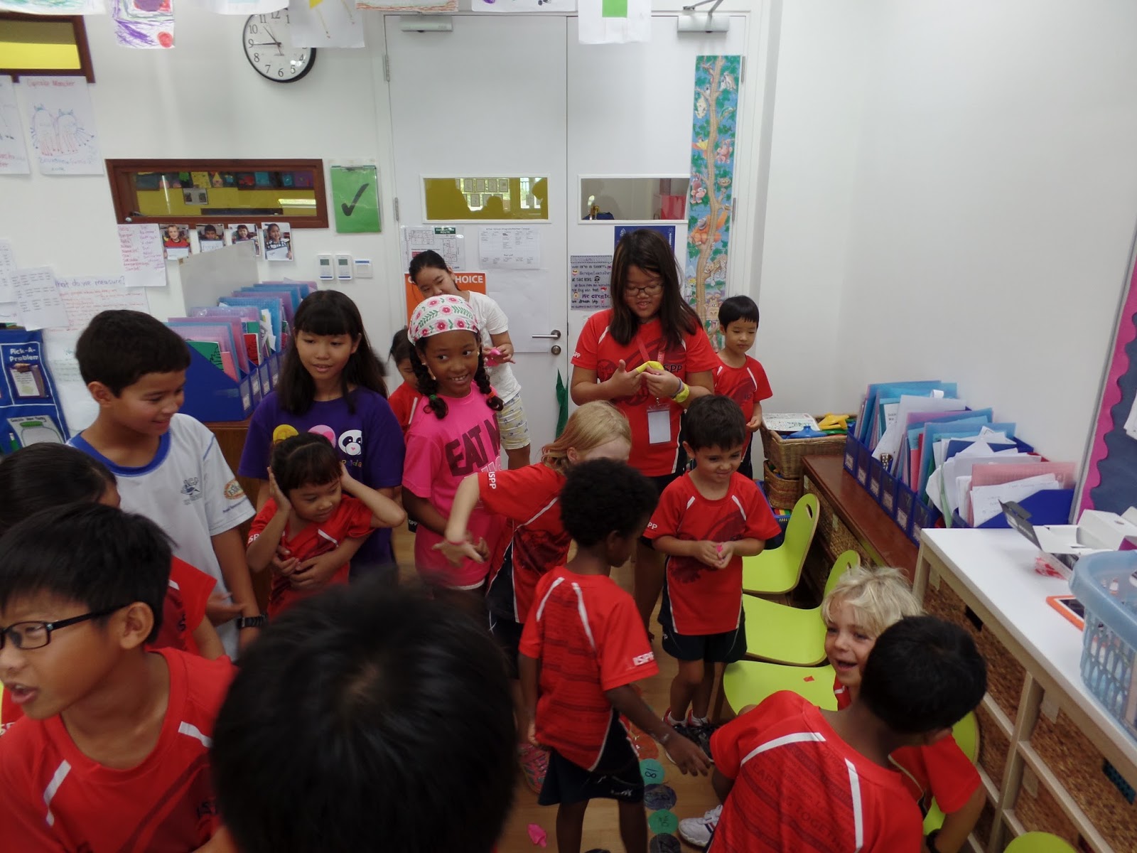 Mr Simon's Grade 4 Class Blog: Buddy time experiments