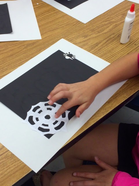 Art Julz: The Spider & the Fly - Positive & Negative Space