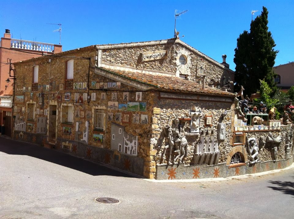 Outsider Environments Europe: José Giralt, Can Segal/Segal House