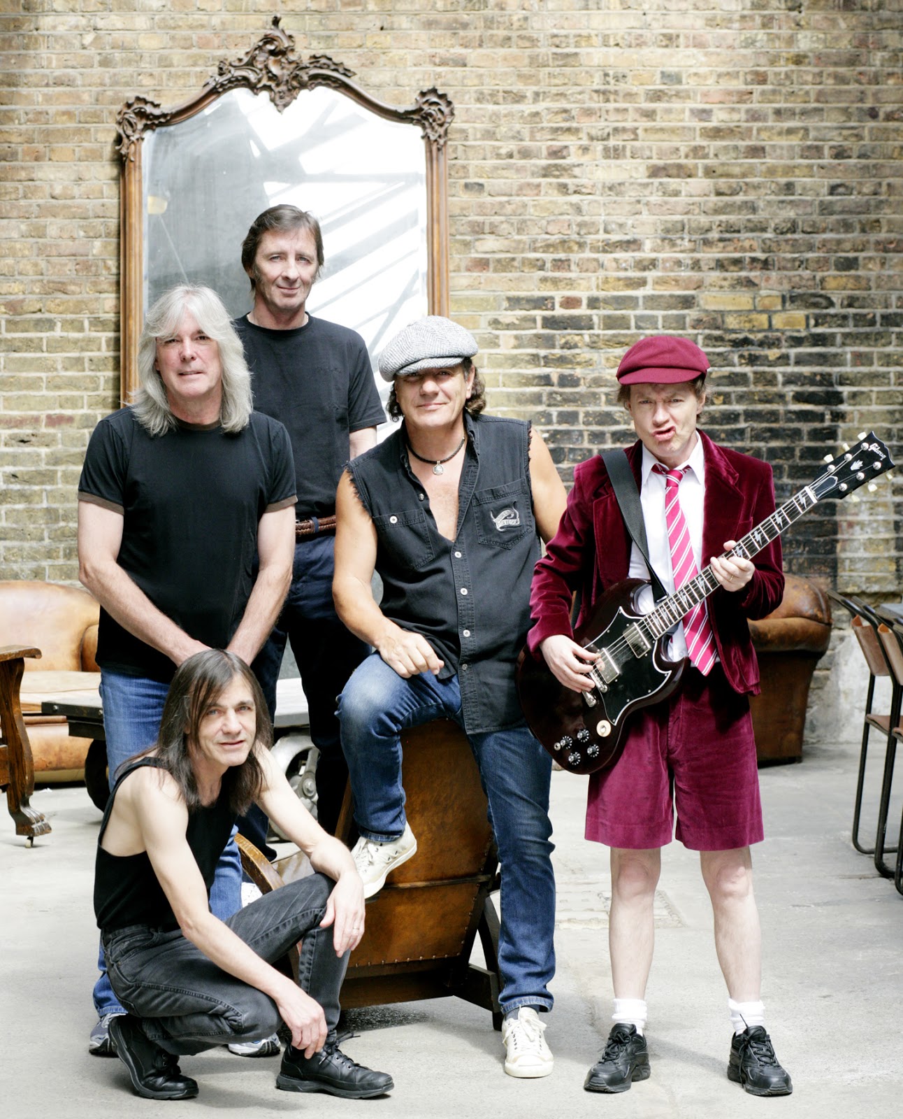 sarikei: AC/DC Band Hard Rock Australia