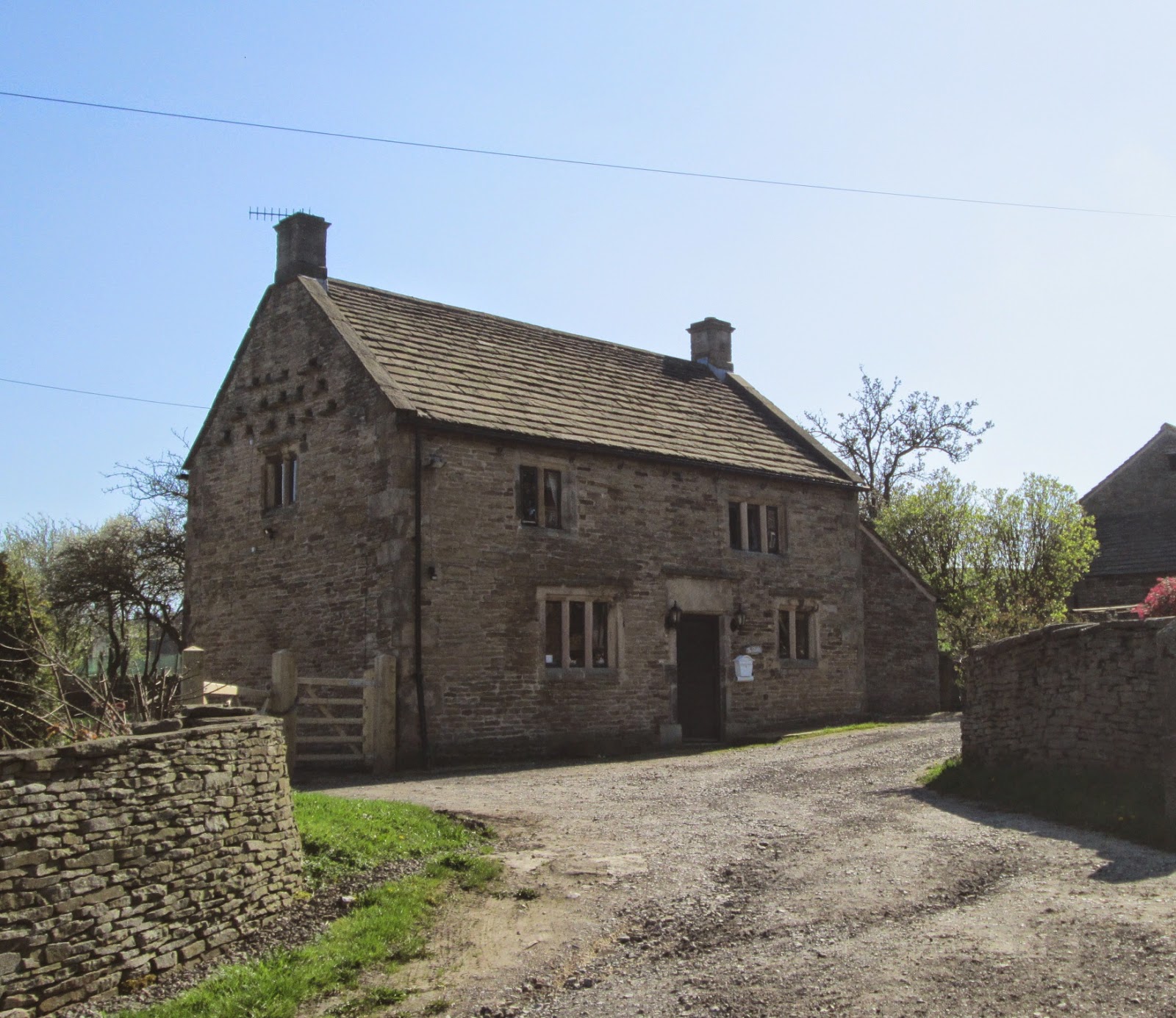 Vale of Belvoir Ramblers: Six (or seven) Holmesfield halls, 13th April 2014
