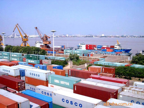 Dr. Manmohan Singh inaugurated India's first International Container ...