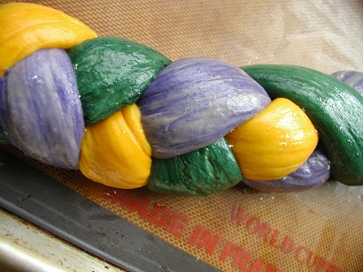 Judy's Gross Eats: Bread Baking Day #55: Colored Bread