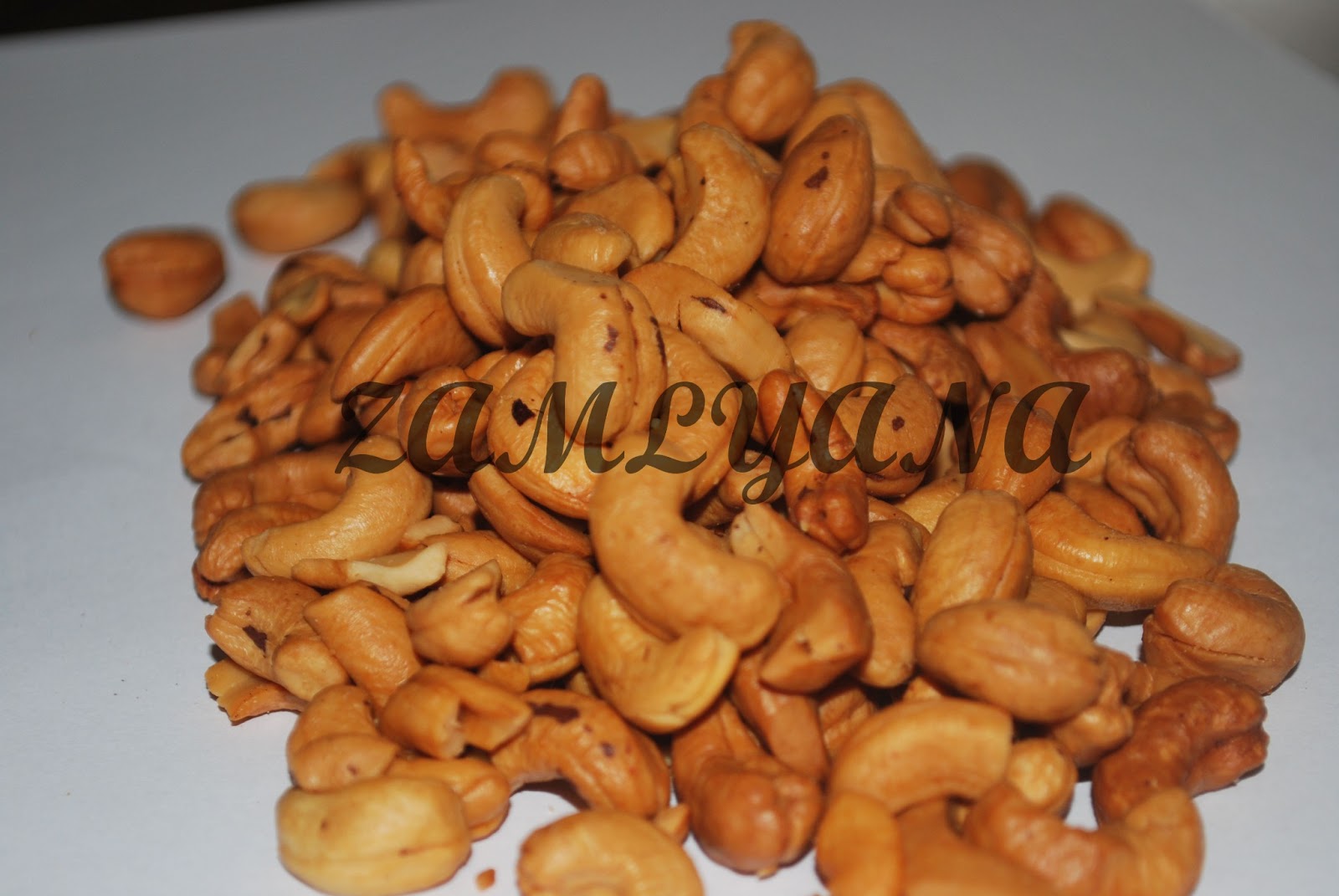 WHOLESALE N RETAIL: GAJUS|IKAN BILIS TOMYAM|ASAM BOI