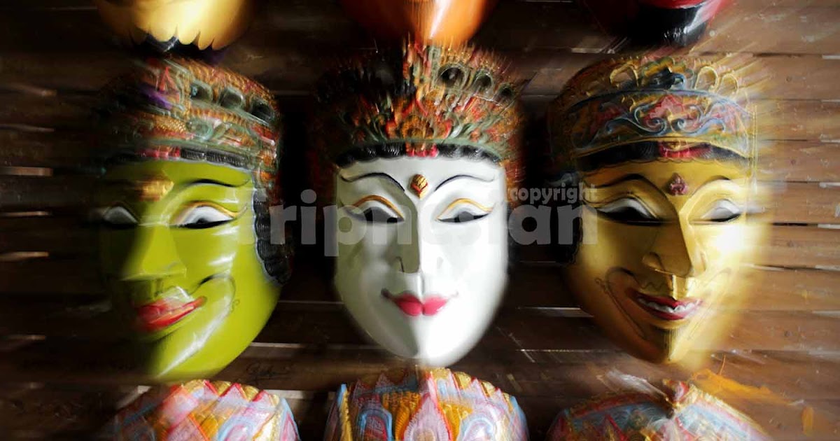 TRIPNESIAN: Mengunjungi kerajinan Topeng Malangan