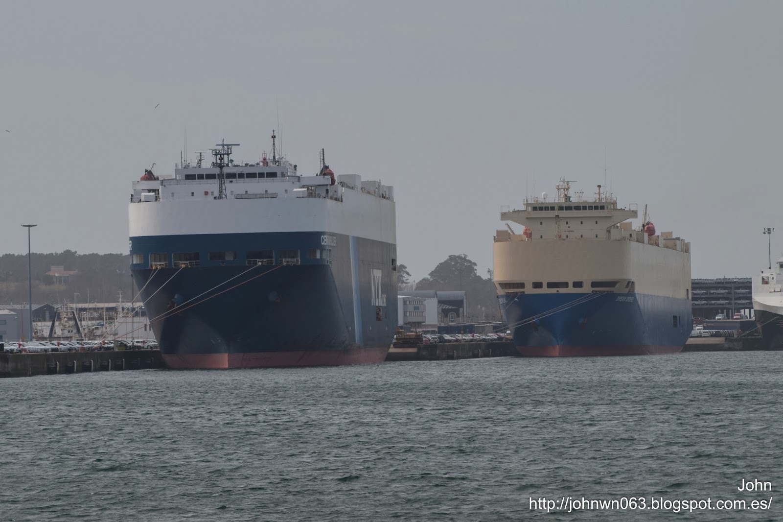 FOTOS DE BARCOS: CENTAURUS LEADER