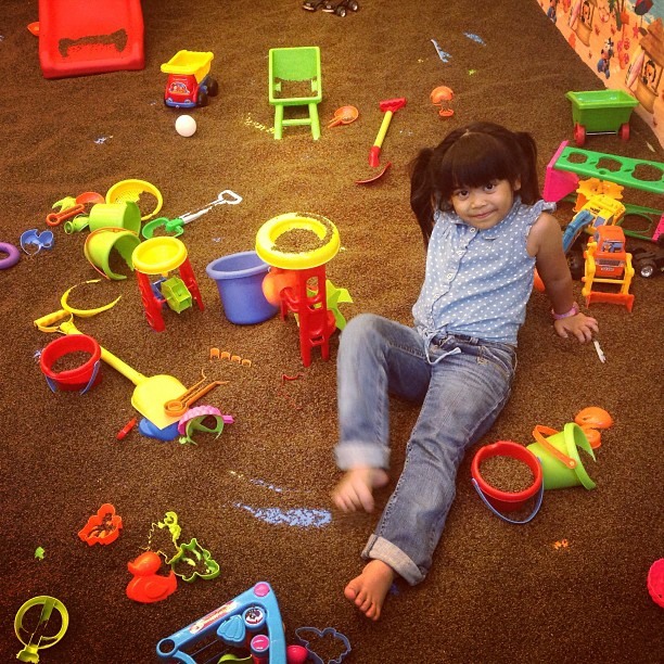 Almirish Daily Dose: Education: sand play activities early years