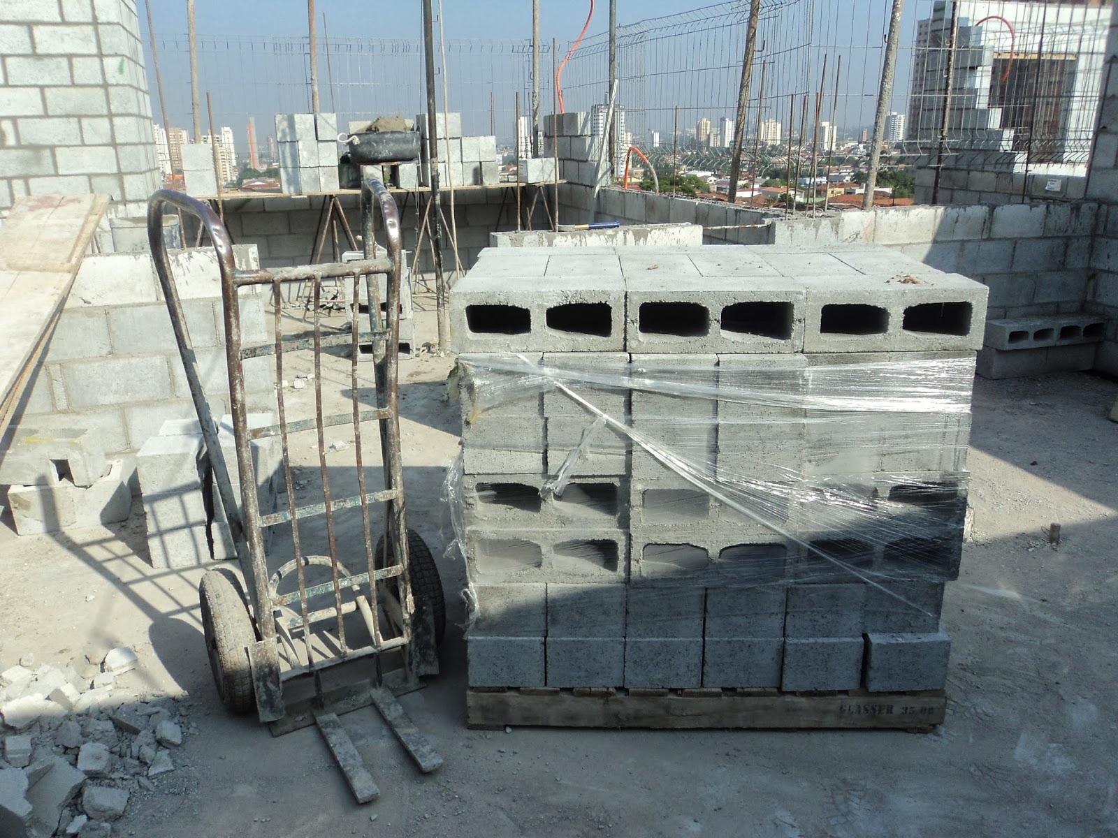 Logística na Construção Civil : FASES DA LOGÍSTICA NA CONSTRUÇÃO CIVIL.