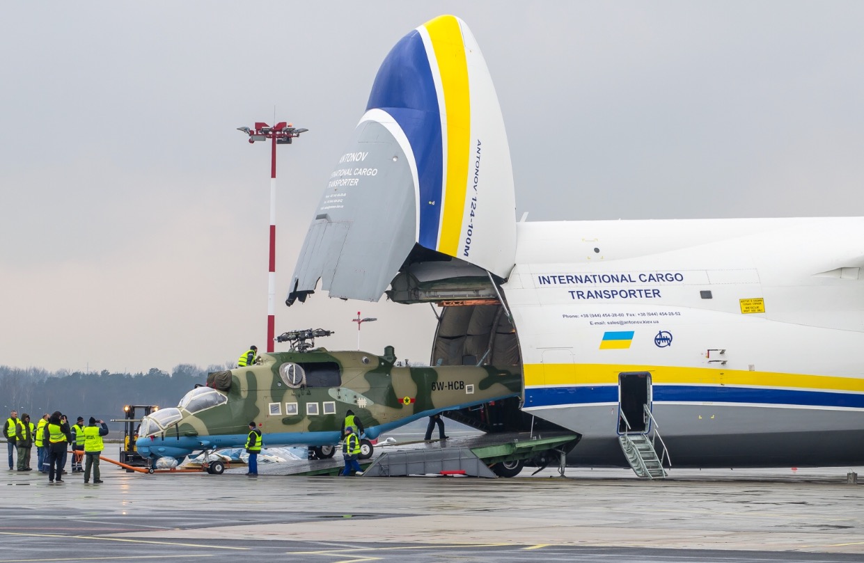 Senegalese Air Force Mil Mi-24 returns from Poland after refurbishment ...